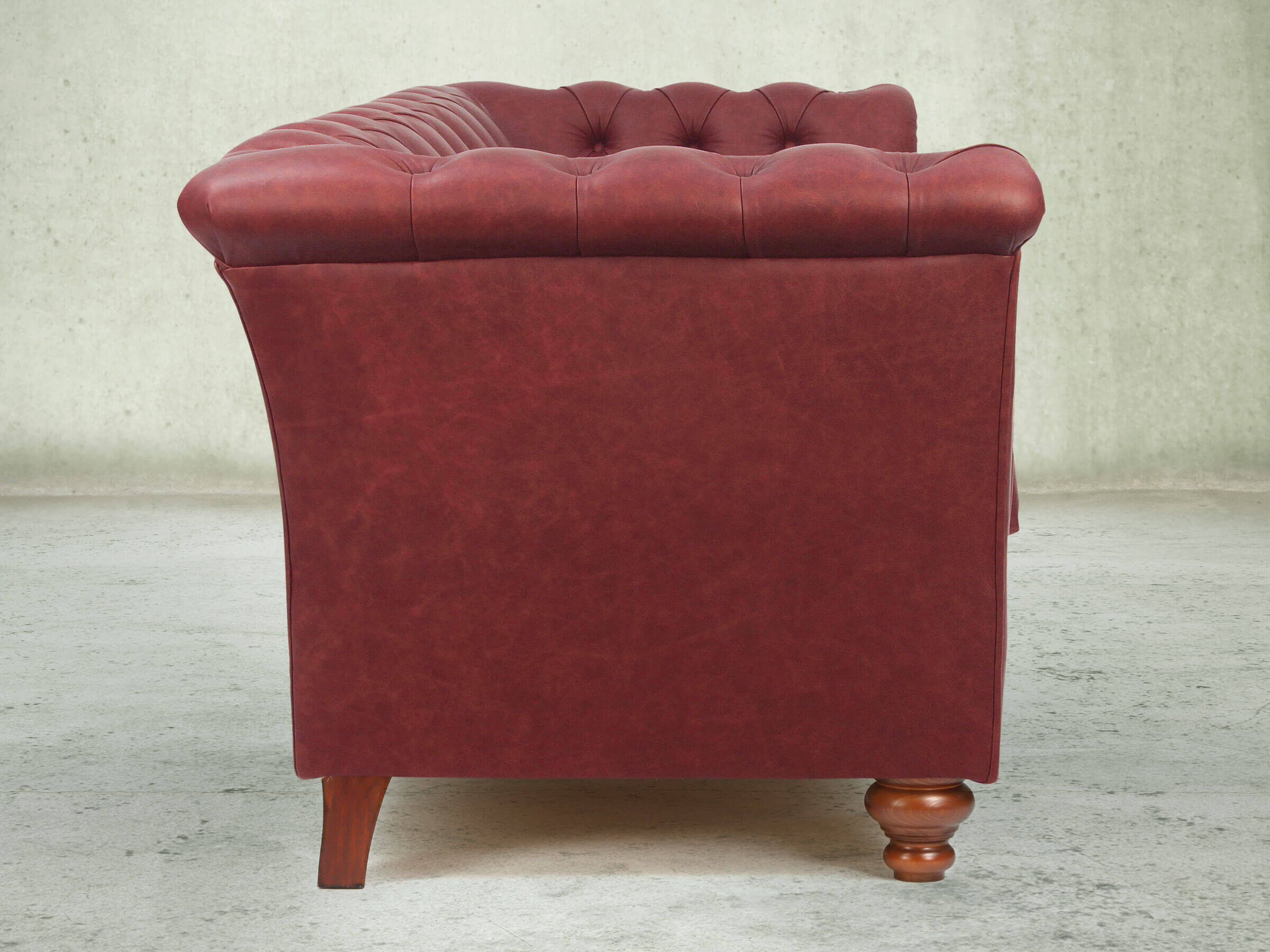 Darcy 2 Seat Chesterfield Sofa In Cardinal Ol' School Leather