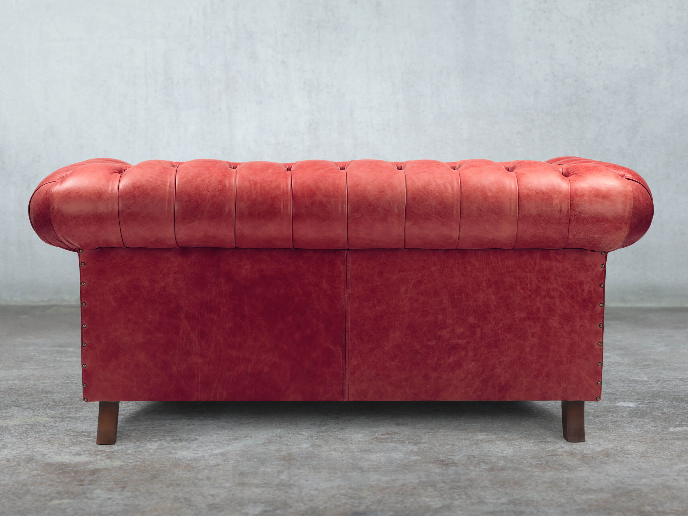 Winston 2 Seat Chesterfield Sofa In Crimson Classic Leather
